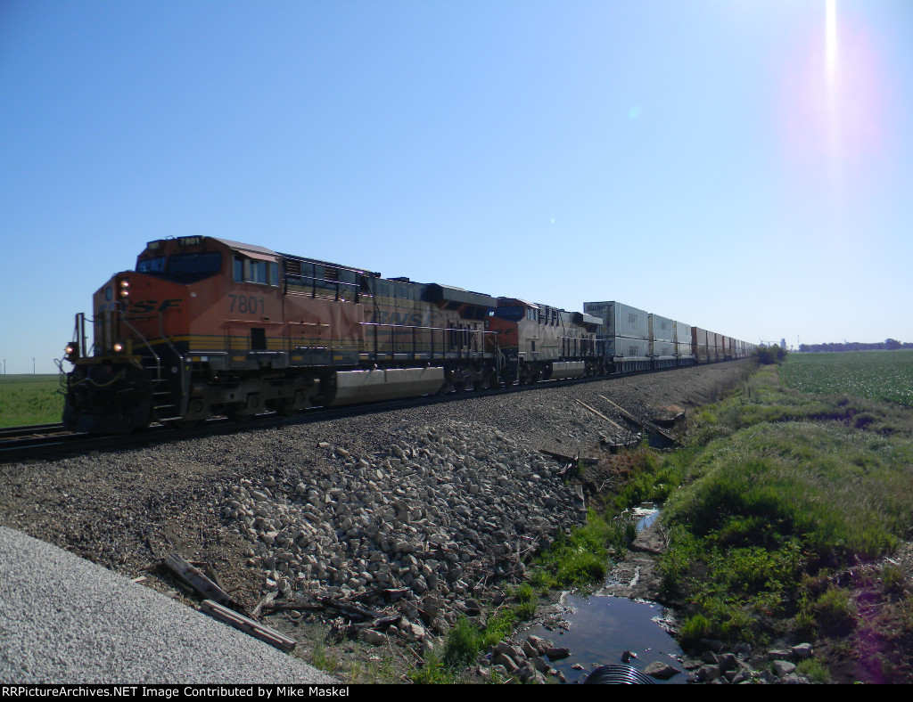BNSF 7801